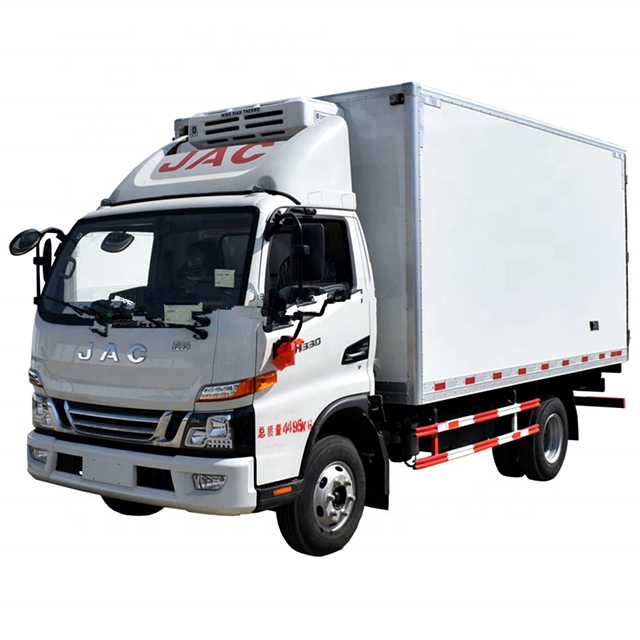 7-ton box pickup Truck in UAE - Pick Up Rent UAE